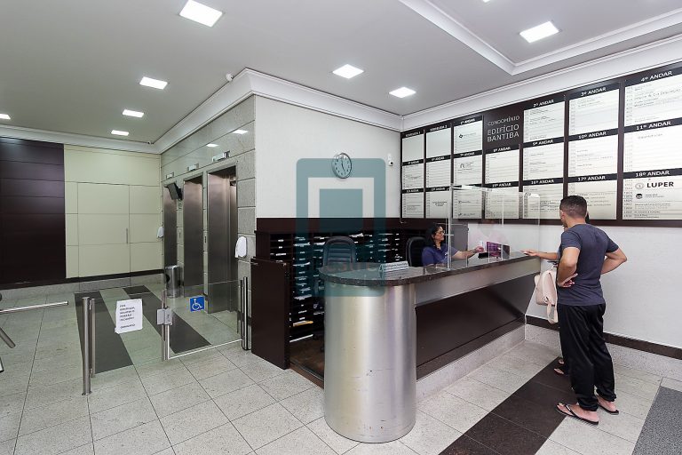 Mestre Imóveis » Sala comercial com 30m² no Centro